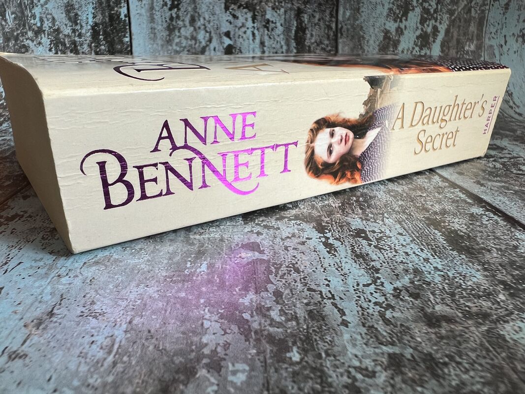 A Daughter’s Secret – StrangeBooks