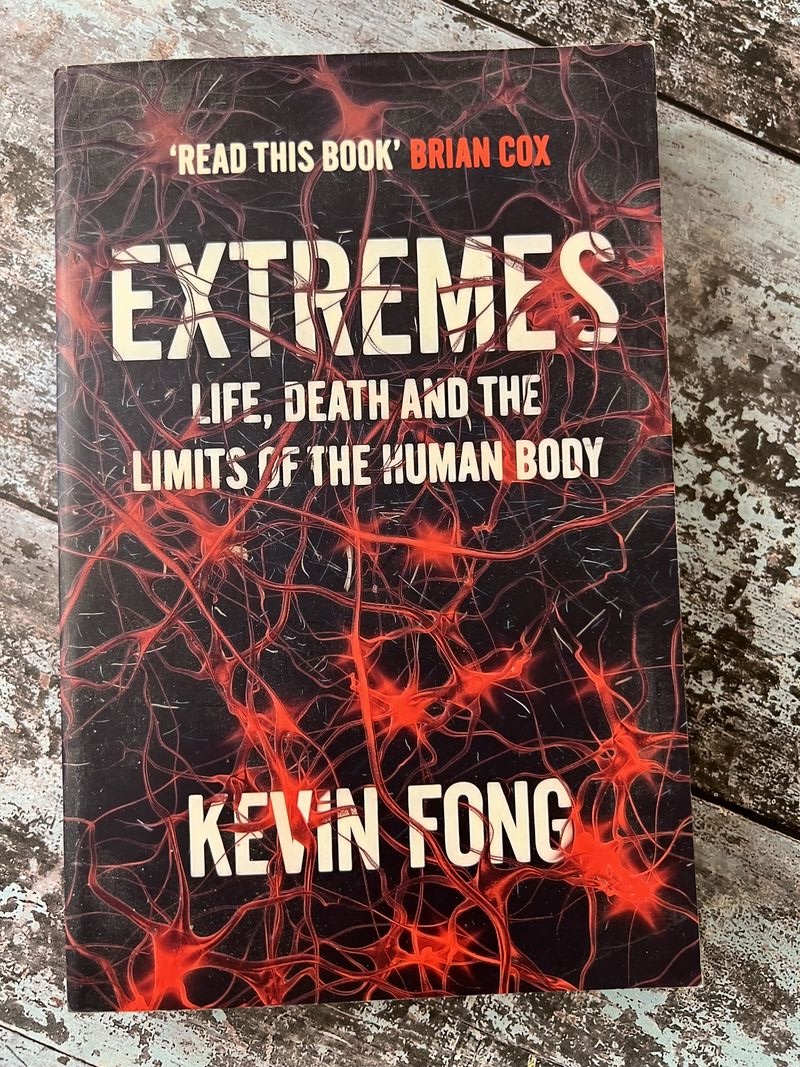 Extremes – StrangeBooks